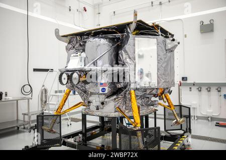Teams with Astrobotic install the NASA meatball decal on Astrobotic’s ...