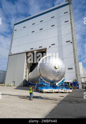 Liquid Hydrogen Tank for Artemis III Moves on to Next Phase of ...