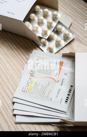 Hormone Replacement Therapy medication: A month's worth of Estradiol ...