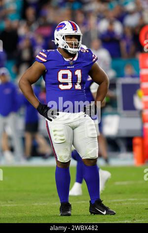 Buffalo Bills defensive tackle Ed Oliver (91) takes a fumble away from ...