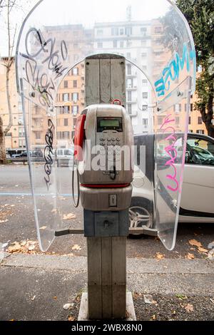Old public phone booth, Rome, Italy Stock Photo - Alamy