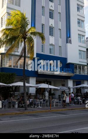Miami, USA. 23th Oct, 2023. Miami South Beach tow Stock Photo - Alamy