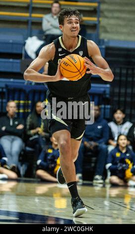 Colorado forward Tristan da Silva (23) is defended by Richmond center ...