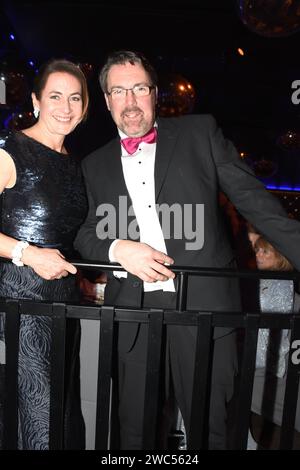 Andre Hartmann Saenger Musiker Kabarettist Narrhalla Prinzenpaar Dr ...