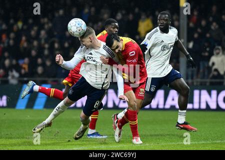 DEVENTER, NETHERLANDS - JANUARY 14: Mats Deijl of Go Ahead Eagles ...