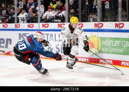 Evan Barratt (10, Nuernberg Ice Tigers, NIT ) Ziga Jeglic (13 ...