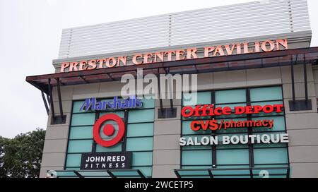 Stores at Preston Center Pavilion in Dallas Texas - November 2023 Stock ...