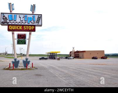 El Tipi Quick Stop gas station in Shattuck Oklahoma - May 2023 Stock ...