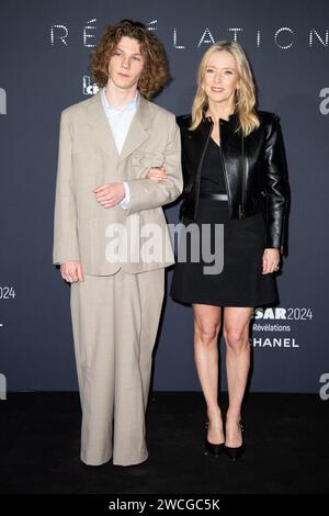 LEA DRUCKER and SAMUEL KIRCHER in LAST SUMMER (2023) -Original title: L ...