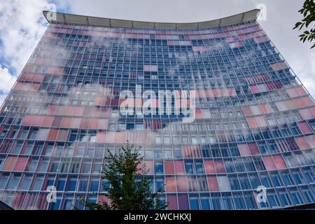 The GSW Hochhaus Building, by Matthias Sauerbruch and Louisa Hutton ...