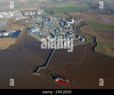 aerial view of Salt End or Saltend BP Chemical Works near Hull Stock ...