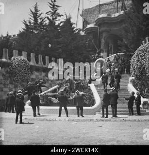 A l'escala del Parc Güell Stock Photo - Alamy