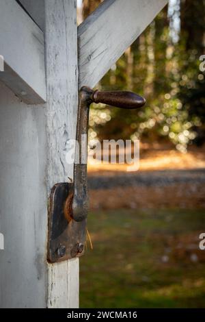 The old well on the crank Stock Photo - Alamy