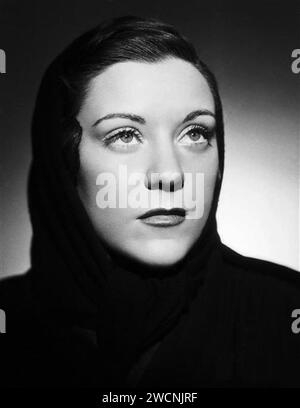 Maria Casares. Portrait of the Spanish born French actress, María ...