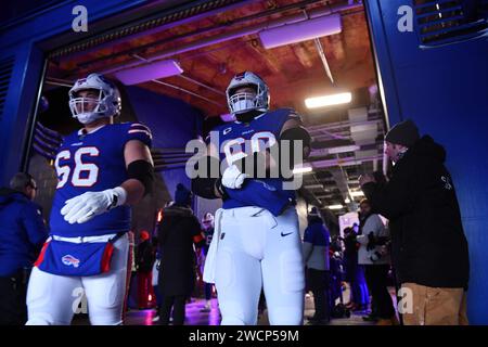 Buffalo Bills center Connor McGovern (66) protects the pocket during an ...