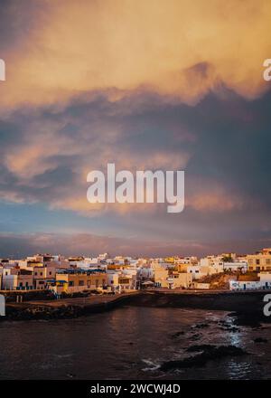 Vertical shot of blue ocean during sunset in the Maldives Stock Photo ...