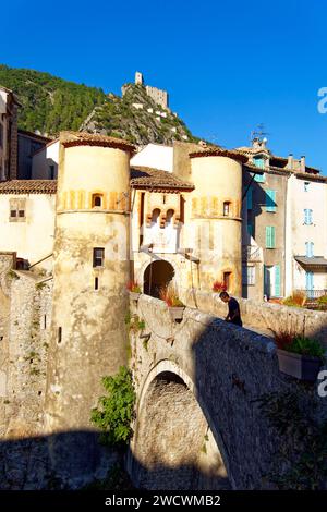 Entrevaux: town and citadel Stock Photo - Alamy