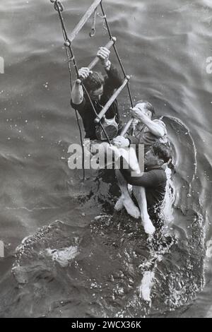 France, Nord, Dunkirk, rescue of the shipwrecked members of the ...
