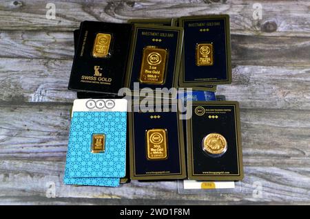 Cairo, Egypt, January 15 2024: Pile of 24K karat pure yellow gold of ...
