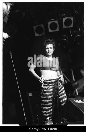 Kerstin Haigh of Senser on the NME Stage at Glastonbury Festival ...