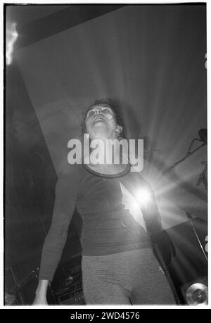 Kerstin Haigh of Senser playing live at Bristol University Anson Rooms ...