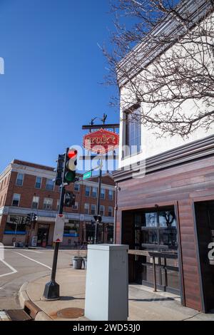 Street view of downtown Beloit Wisconsin Stock Photo - Alamy