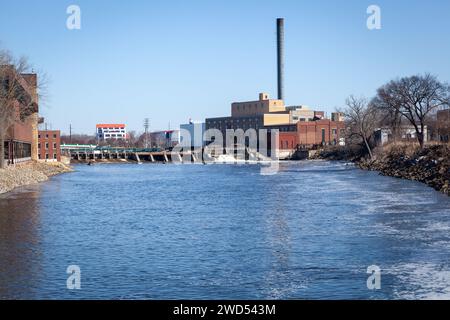 Fishermen near a hydro electric damn on the Rock River in Beloit ...