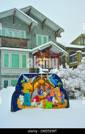Painted Nativity scene in front of home Stock Photo - Alamy