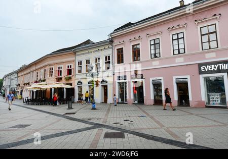 Dunavska pedestrian street in the old town in Novi Sad, Serbia Stock ...
