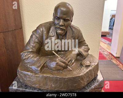 Gorki Leninskije, Russia. 25th Oct, 2023. The revolutionary leader ...