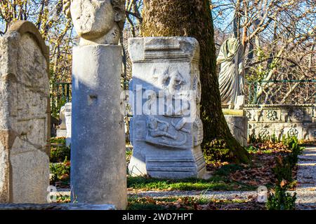 The Istanbul Archeology Museum Sculptures, Columns Sarcophagus In the ...