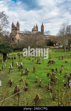 Jewish cemetery Heiliger Sand and St Peter's Cathedral, Kaiserdom ...