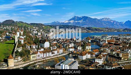 City view with Spreuerbruecke, Kapellbruecke, water tower on the Reuss ...