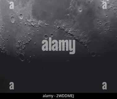 The Apennine Mountains on the Moon (centre) with the Mare Serenitatis ...