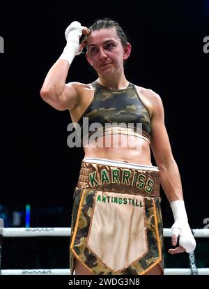 Karriss Artingstall celebrates victory against Raven Chapman (not ...