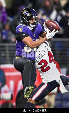 Houston Texans cornerback Derek Stingley Jr. (24) defends during the second half of an NFL ...