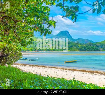 Boats in a small bay of the Mahe island, Indian Ocean, Seychelles Stock ...