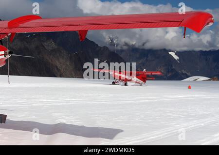 Glacier at Don Sheldon Amphitheater in Denali National Park Alaska ...
