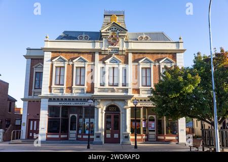 Mudgee library and town hall building in the town centre on market ...