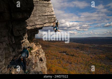 Gunks Rock Climbing - The Dangler Stock Photo - Alamy