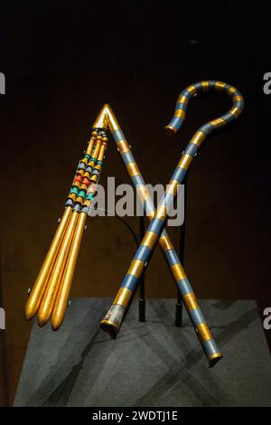 The crook (heka) and flail (nekhakha) from King Tutankhamen's tomb ...