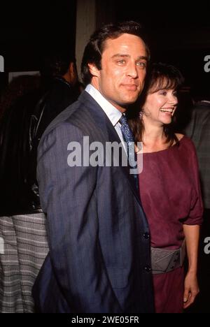 Joe Penny April 1989 Credit: Ralph Dominguez/MediaPunch Stock Photo - Alamy
