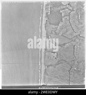 Alaska - Coastal Area and Highway East through Curry Stock Photo - Alamy