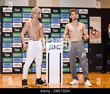 Osaka, Japan. 22nd Jan, 2024. Mexico's Luis Robles (L) and Japan's ...