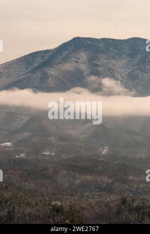 Snow and Clouds in the Cosby area of East Tennessee Stock Photo - Alamy