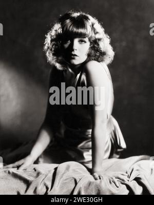 Actress Clara Bow (Fox, 1932) Portrait Photo Stock Photo - Alamy