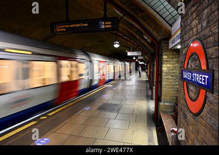 Platform of the historic Baker Street Underground Station, London ...