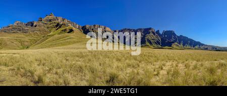 Drakensberg with summit Old Woman Grinding Corn, Contour Path ...