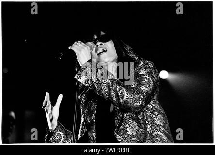 GABRIELLE, CONCERT, 2000: Gabrielle performing at Cardiff St David's ...