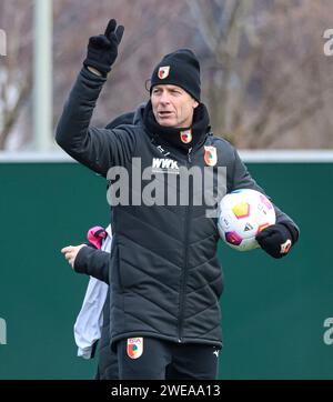 Augsburg, Deutschland. 24th Jan, 2024. Der neue Co.-Trainer Lars ...